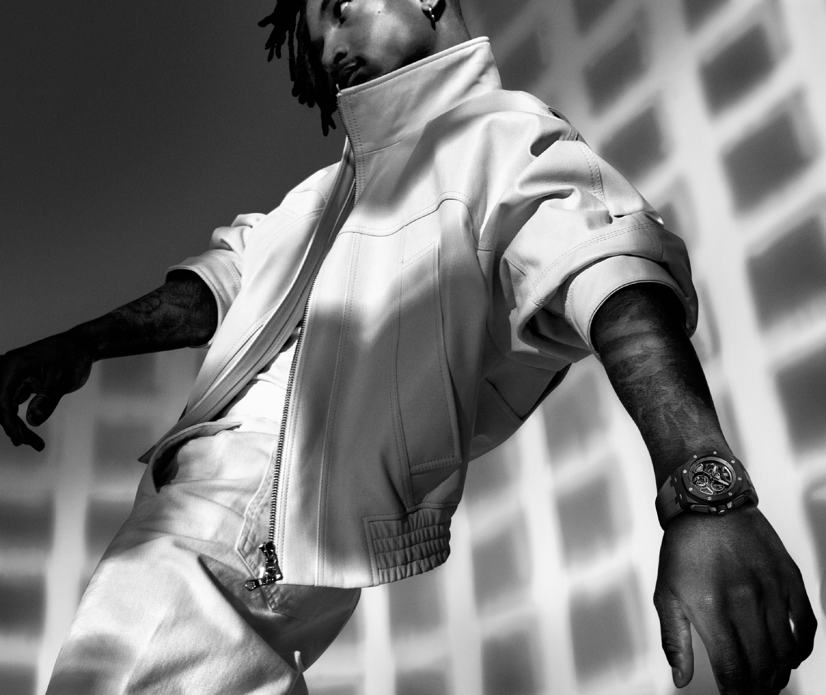 Pourquoi le style féroce des années 90 fascine toujours - Luxury Tribune