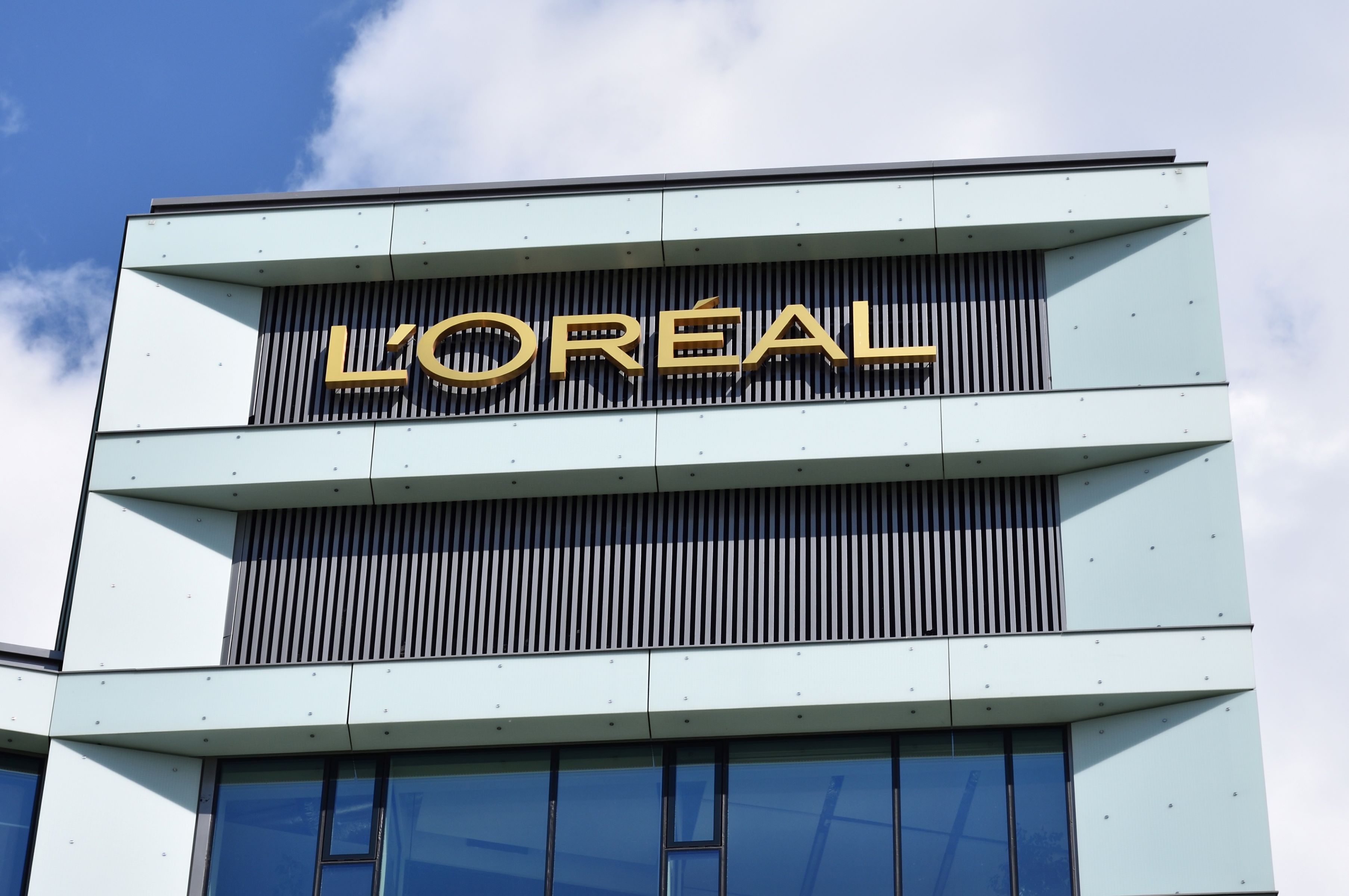 Parallel strategies of luxury brands in Russia - Luxury Tribune