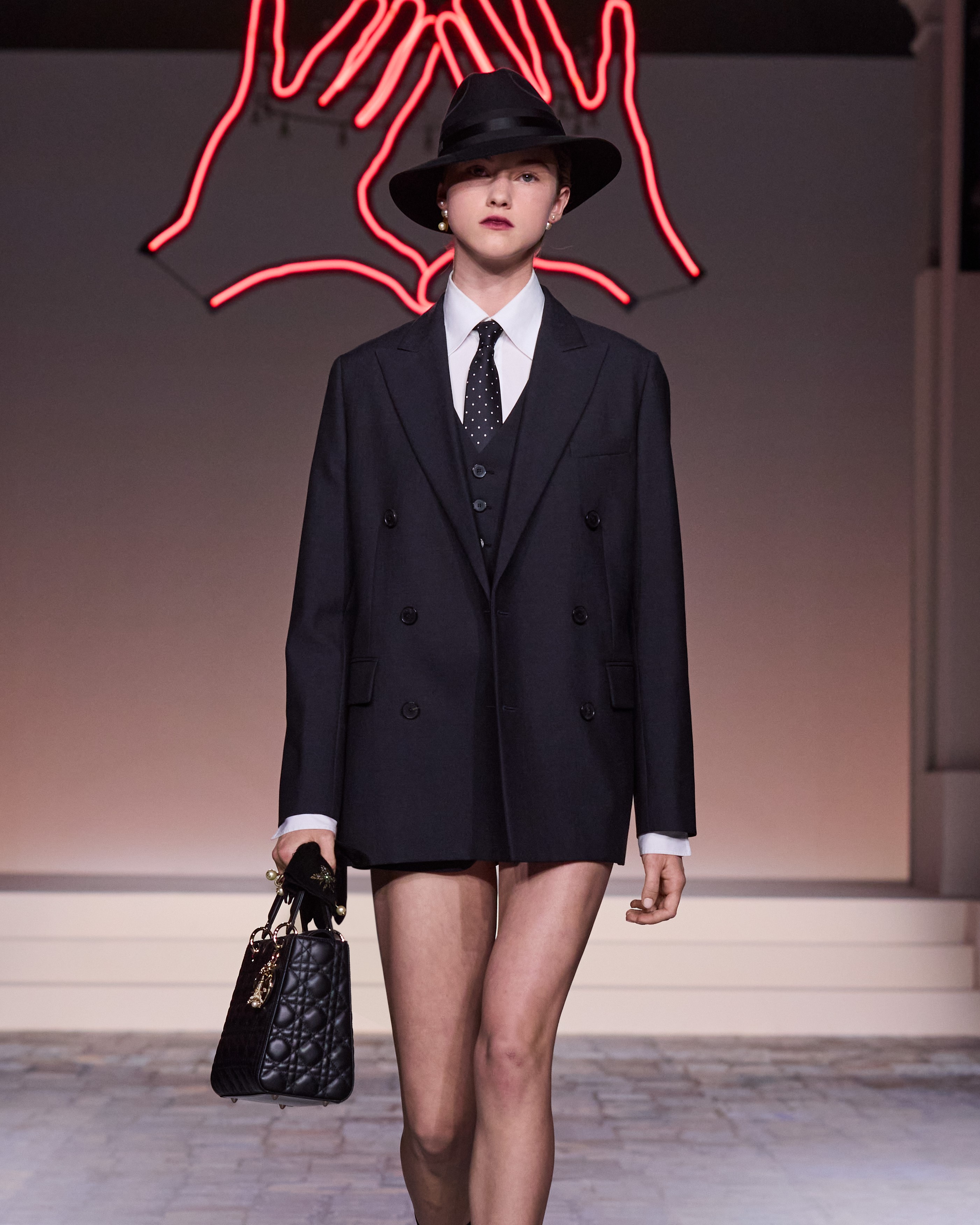 LVMH clôture un début d’année 2024 morose - Luxury Tribune