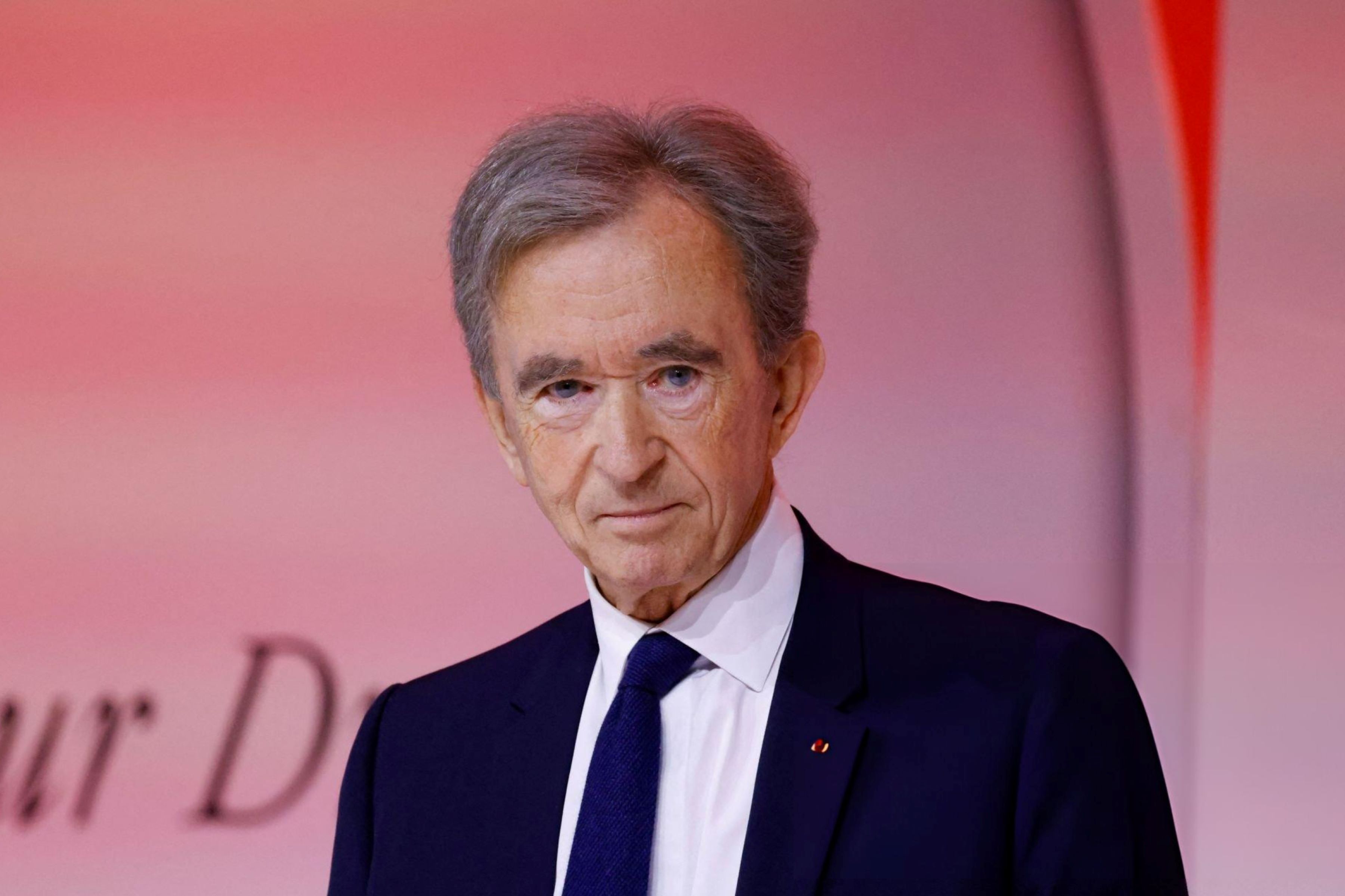 The Arnault family buys a majority stake in the Paris FC football team ...