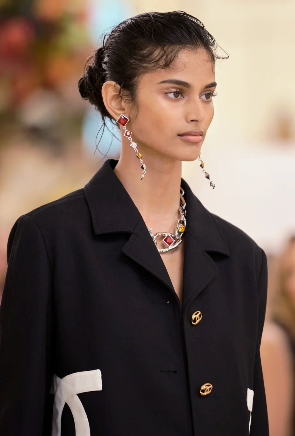 Chanel Returns to Growth in 2025 - Luxury Tribune